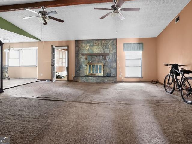 552 Autumn Drive