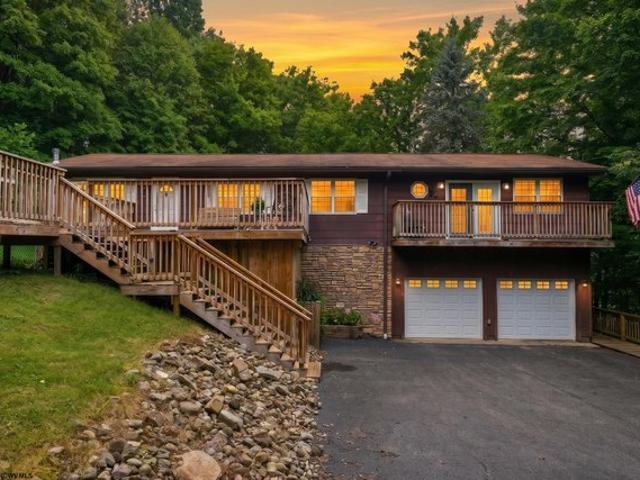 552 Beulah Rd, Morgantown, WV 26508
