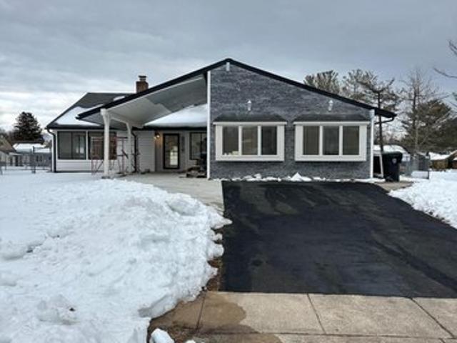 552 Four Mile Branch Rd, Sicklerville, NJ 08081