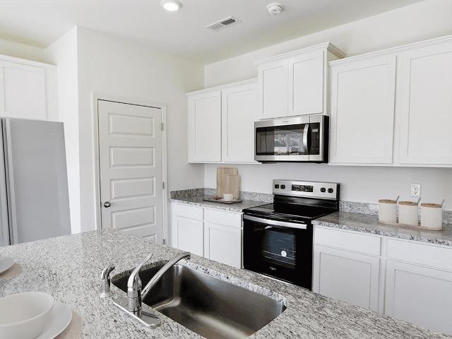 552 Foggy Brook Loop