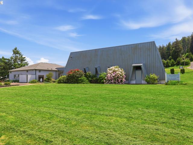 552 holbrook ln