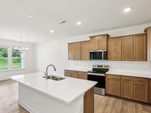 552 Hipwood Drive