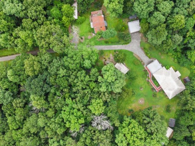 552 Old Bells Ferry Road NE