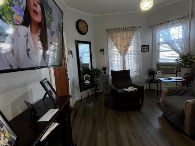 552 Market Street