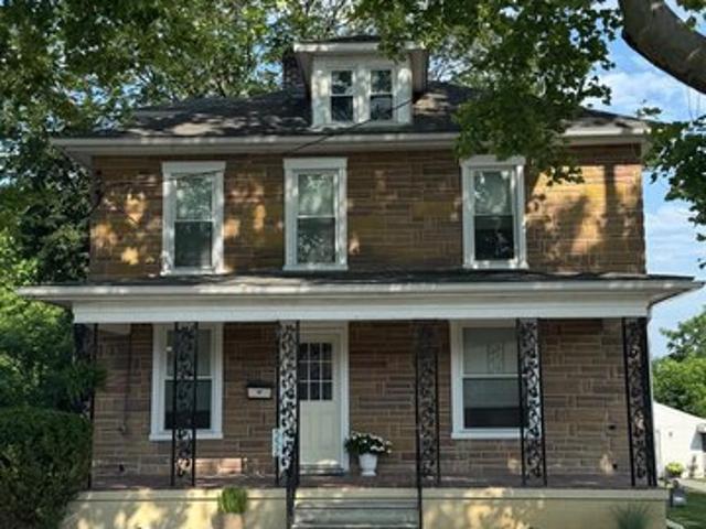 552 N Allison St, Greencastle, PA 17225