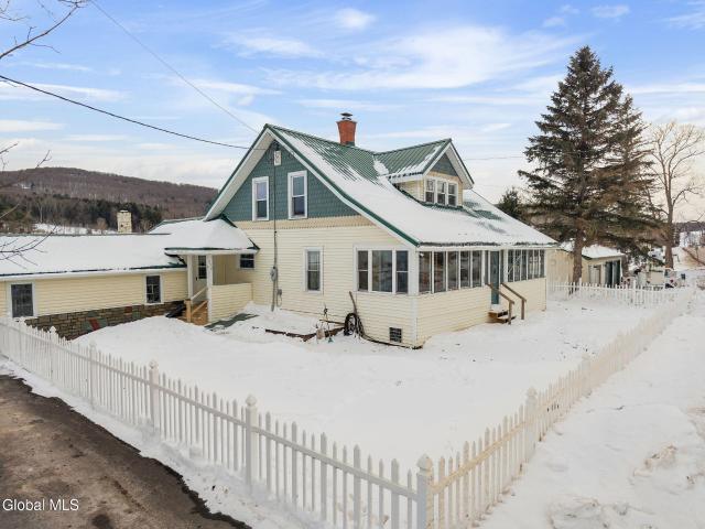 552 N Harpersfield Road