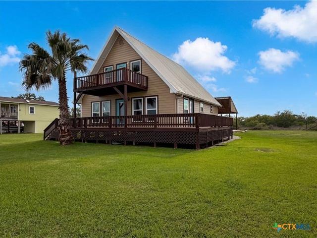 552 S Marshall Johnson Ave, Port Lavaca, TX 77978