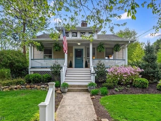 552 Summit Ave, Maplewood, NJ 07040