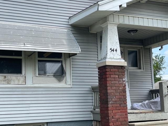 552 W Center Street