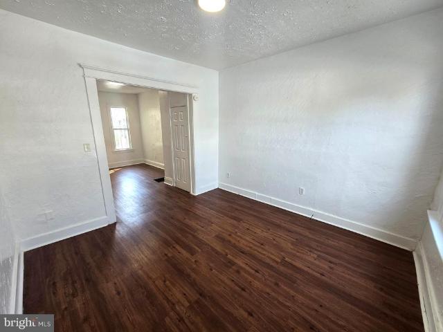 552 W Princess Street