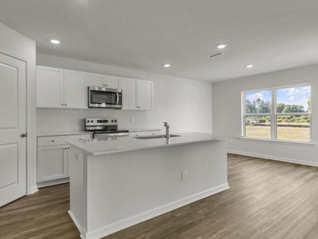 552 Tradition Farm Place