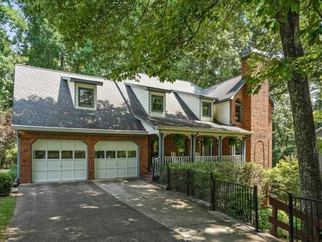 552 Trailwood Ln SW, Marietta, GA 30064