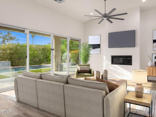 5534 E ALAN Lane