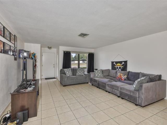 5534 22nd Ave N, St. Petersburg, FL 33710 | MLS #TB8470 | Compass