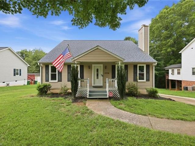 5536 Moravian Heights Ln, Clemmons, NC 27012