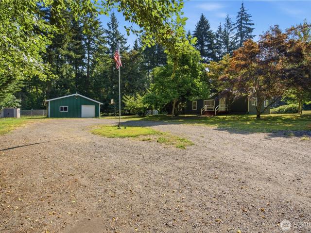 5536 NE Falcon Ridge Lane