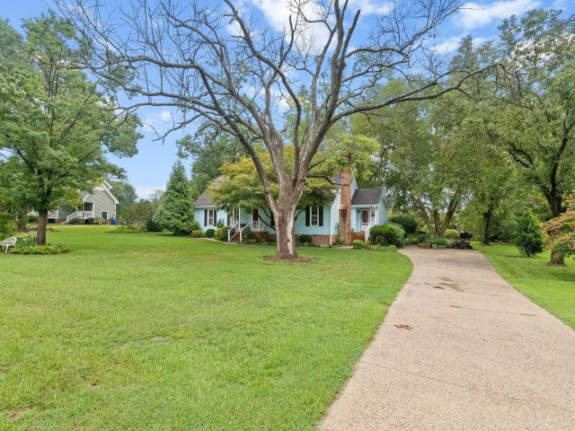 5537 Dunallie Drive