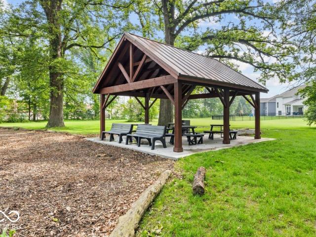 5538 Aspen Wood Lane