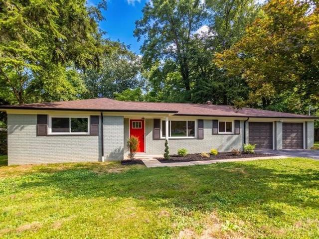 5539 Kay Dr, Miami Township, OH 45150