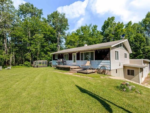 5539 S Darrow Rd, Superior, WI 54880