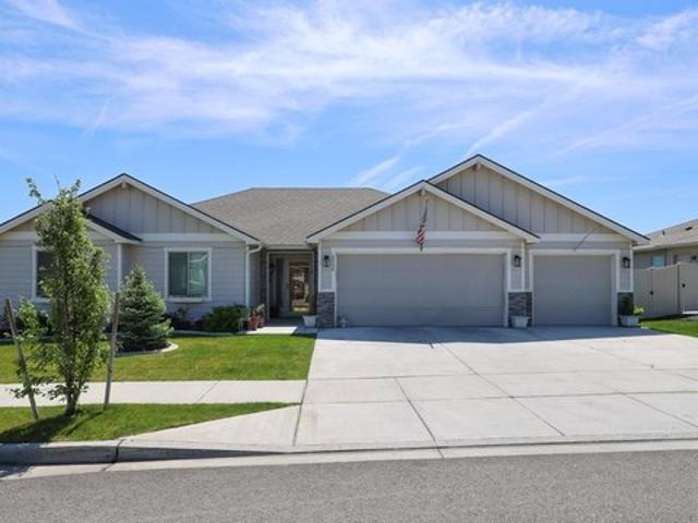 5539 W 32nd Ave, Kennewick, WA 99338
