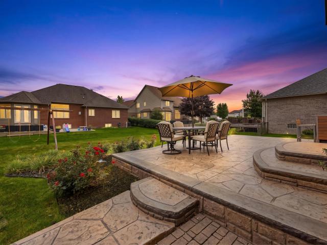 55300 Azinger Drive