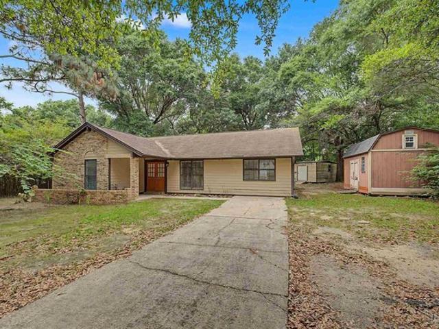 5530 Holley St, Milton, FL 32583