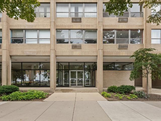 5530 S South Shore Drive # 3B