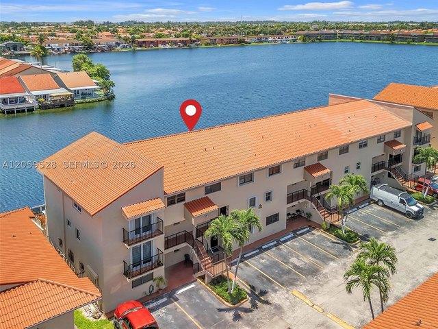5530 W 26th Ct Apt 102, Hialeah, FL 33016