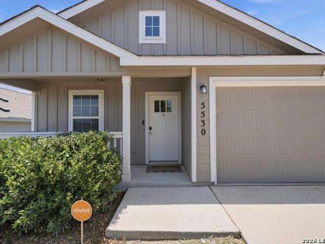 5530 Wander Way