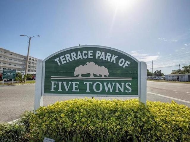 5530 80th St N #C105, Saint Petersburg, FL 33709