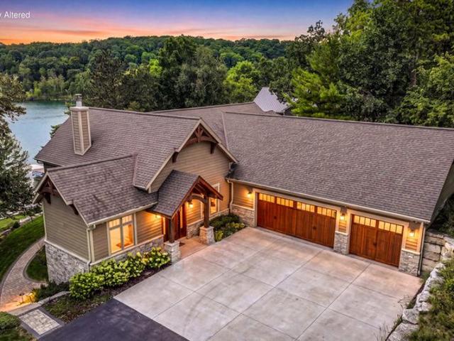 5531 Peters Dr, West Bend, WI 53095