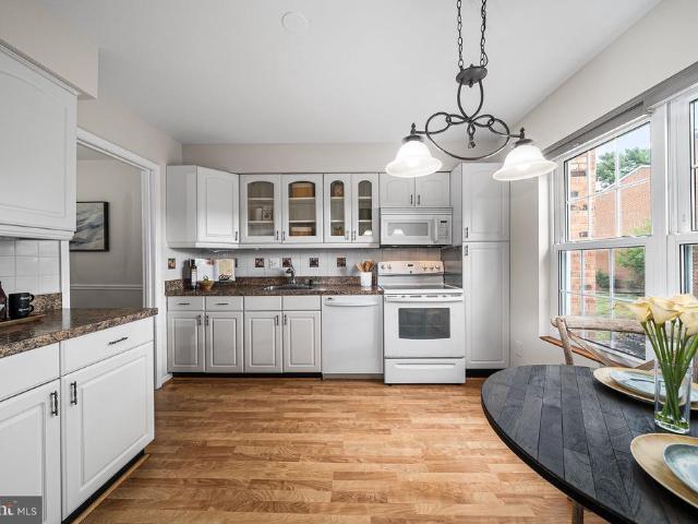 5532 Maplefield Place