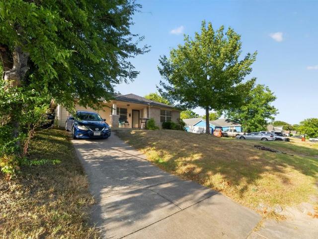 5532 Fernander Drive