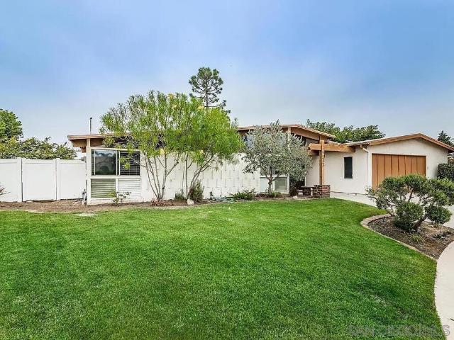 5532 Soderblom Ct