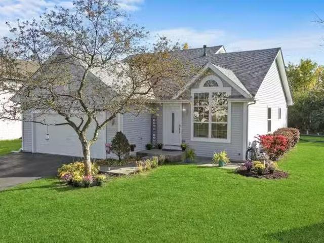 5533 W Orchard Trail, Monee, IL 60449 MLS 12195294
