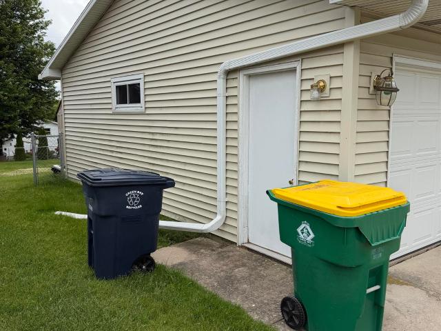 553 delwiche road