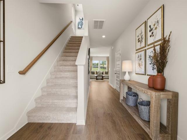 553 Emerson Ln, Westmoreland, TN 37186
