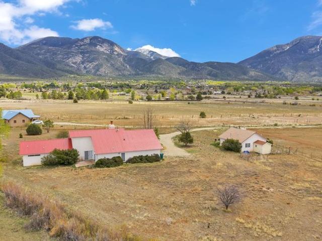 553 Hondo Seco Rd, Arroyo Seco, NM 87514