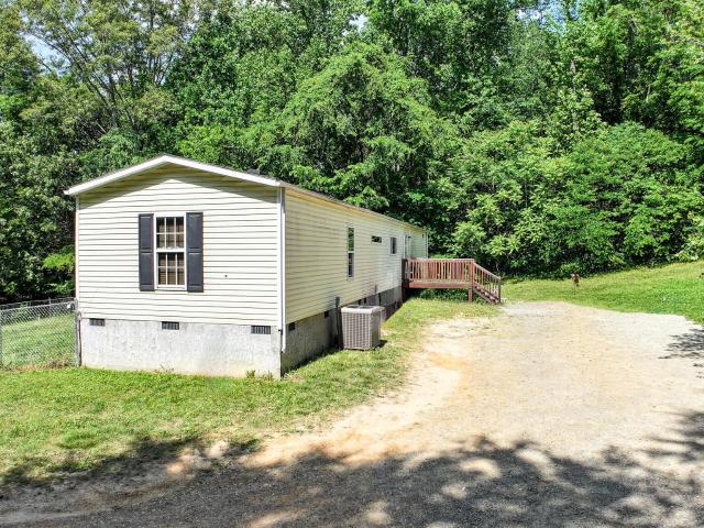553 Hartman Lane