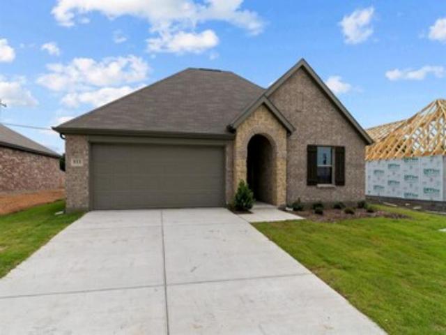 553 Hickory Ridge
