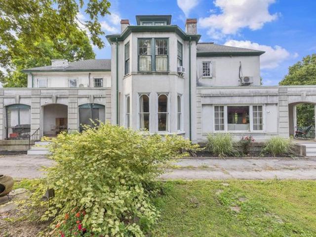 553 Mount Vernon Rd, Newark, OH 43055