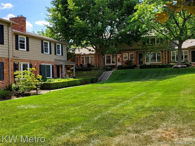 553 n old woodward avenue