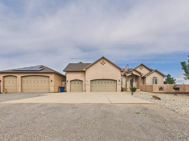 553 S Saunders Dr W, Pueblo West, CO 81007