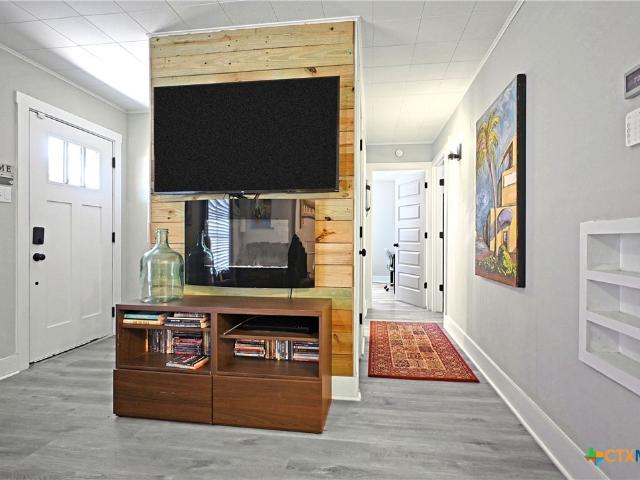 553 Scenic Drive