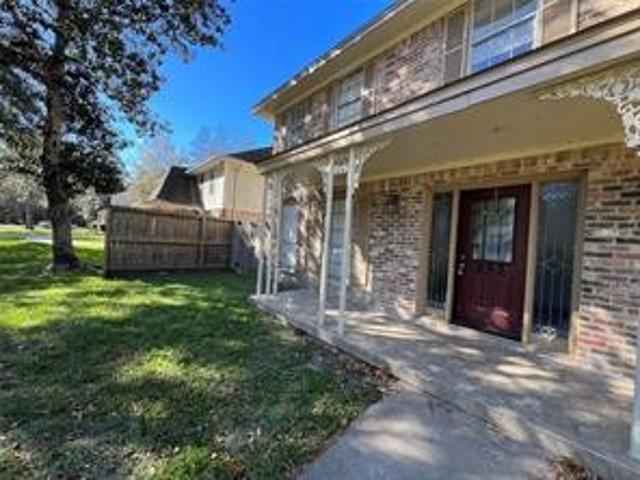 553 Roanoke Dr, Conroe, TX 77302 | MLS #64239
