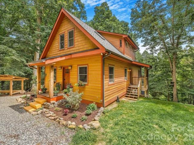 553 River Bend Dr, Mars Hill, NC 28754