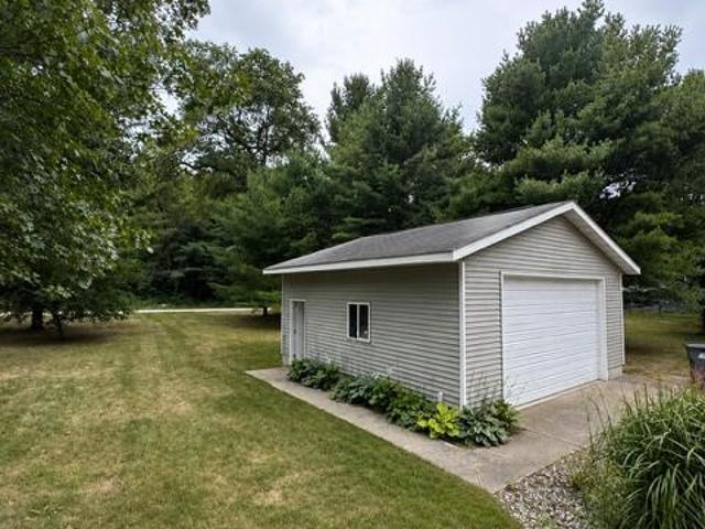 553 W Garfield Road