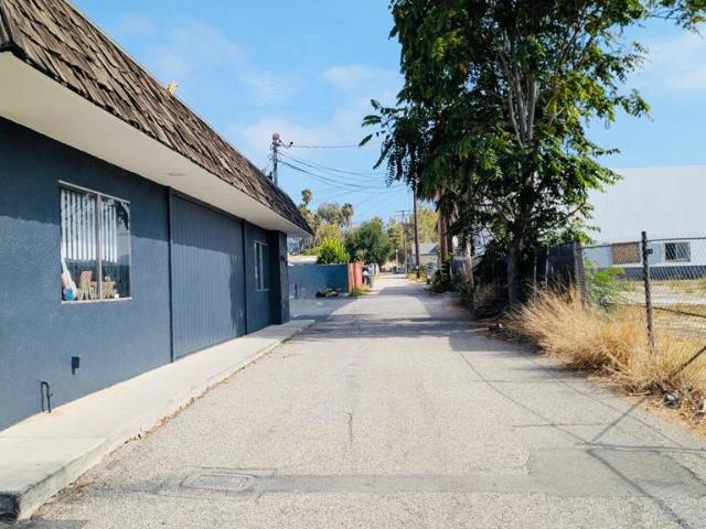553 Ventura Street