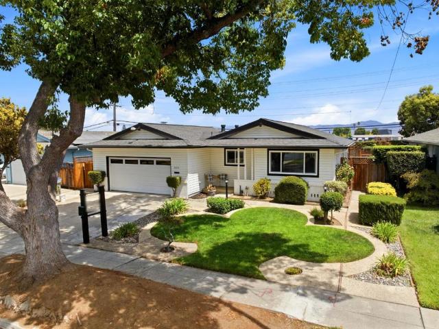 5544 Dwight Avenue